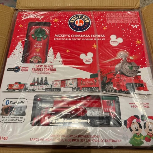 Disney | Toys | Nwt Lionel Mickeys Christmas Express Readytorun ...